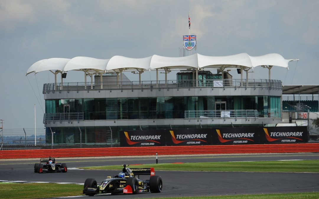 July 22. 2016. Lotus leads the way in Silverstone - Roy Nissany